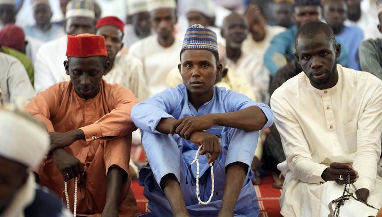 PolitiFact | ‘Millions’ of Muslims converting to Christianity ...