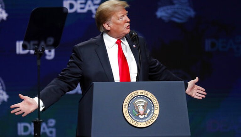 PolitiFact | Recycled meme falsely says Trump bragged about lying in book